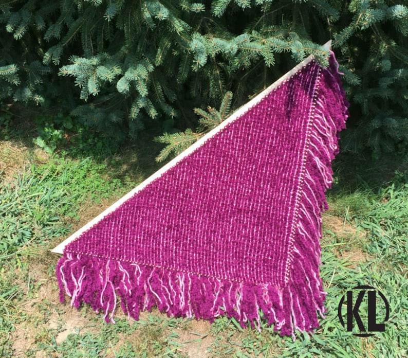 3 Ft RG Triangle Weaving Loom, Regular Gauge, Shawl Loom - Etsy