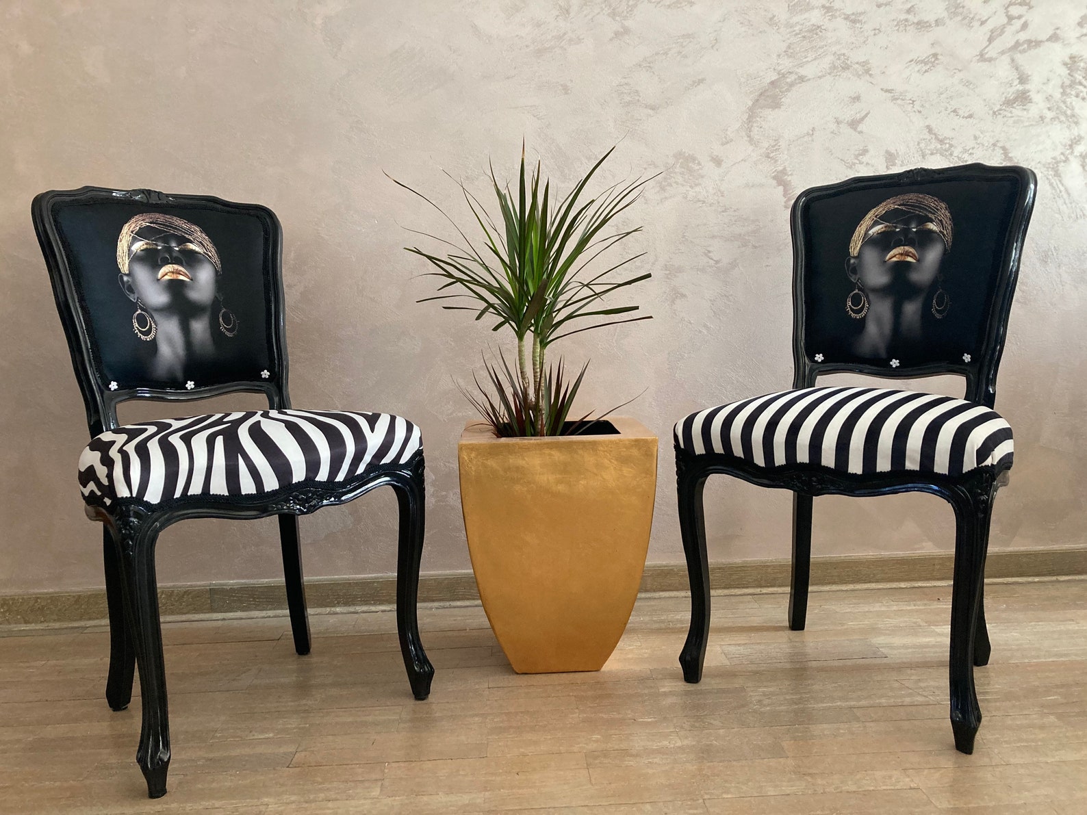 Vintage Black&white Accent Chair.french Side Chair.lady Face Chair - Etsy