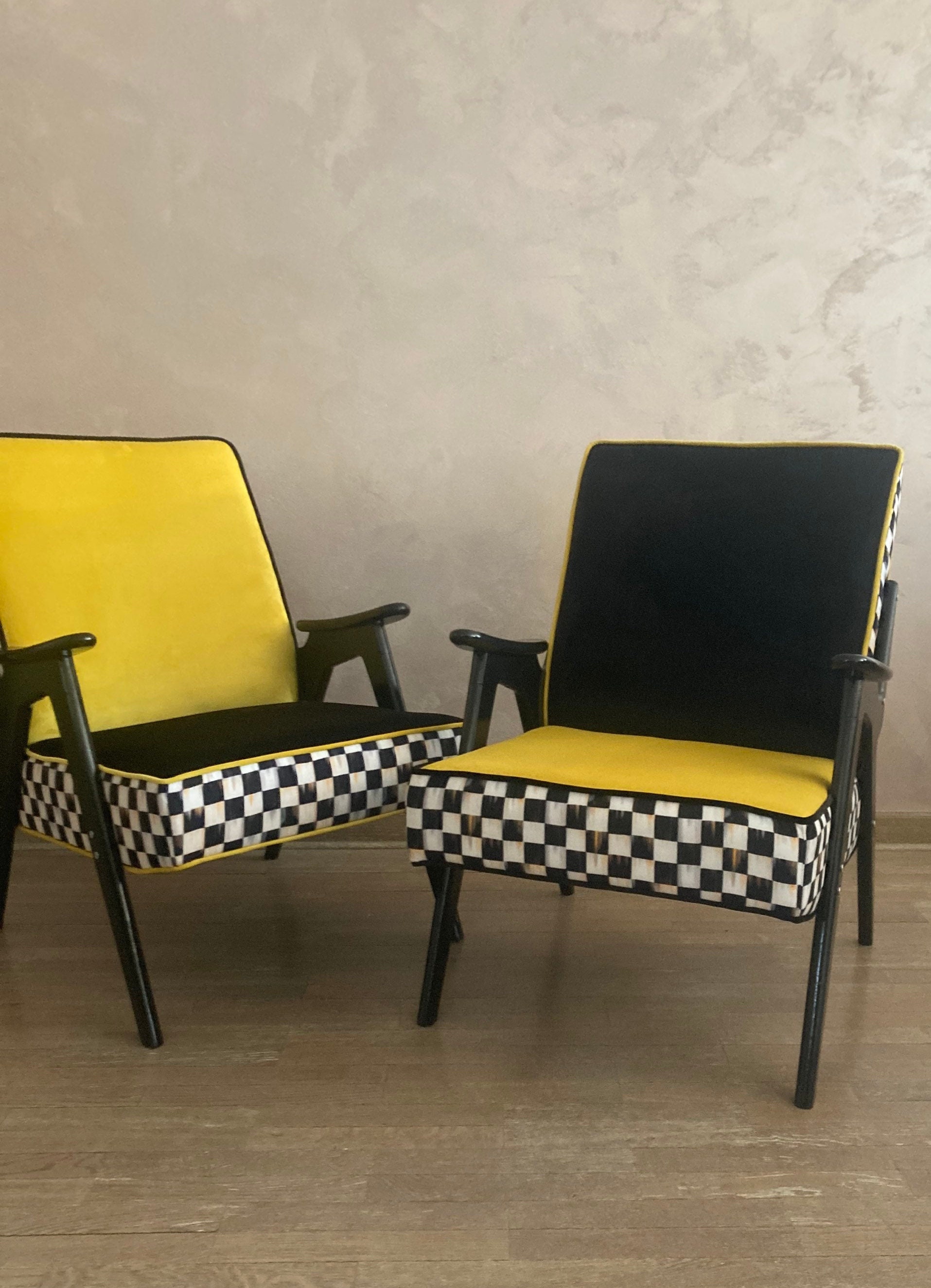 Pair of Mid Century Modern Chairs. Lounge Chairs.checkered Living Room ...
