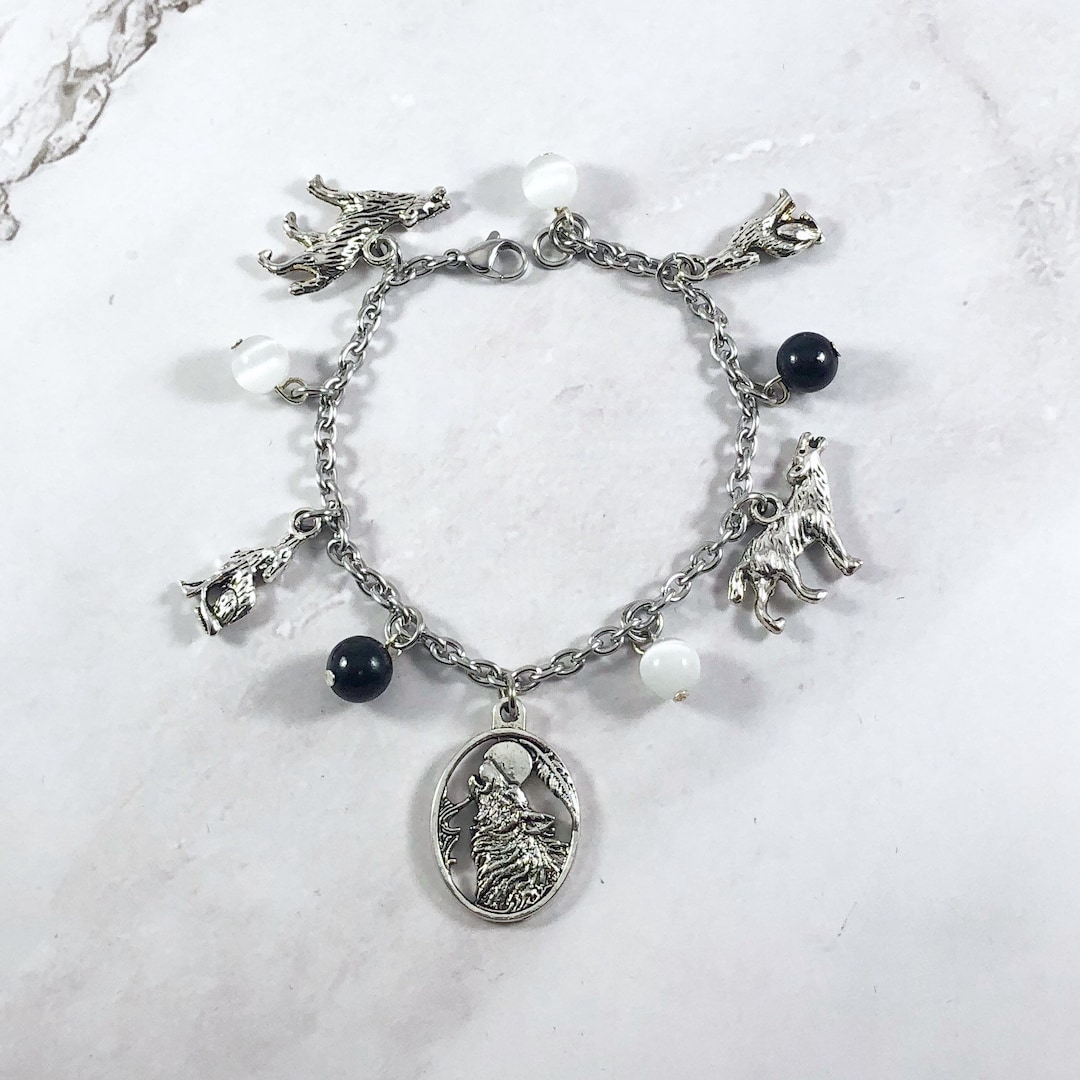 Wolf Charm Bracelet, Wolf Jewelry - Etsy