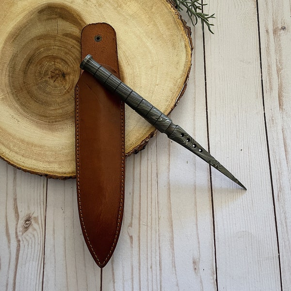 Damascus Dagger - Etsy