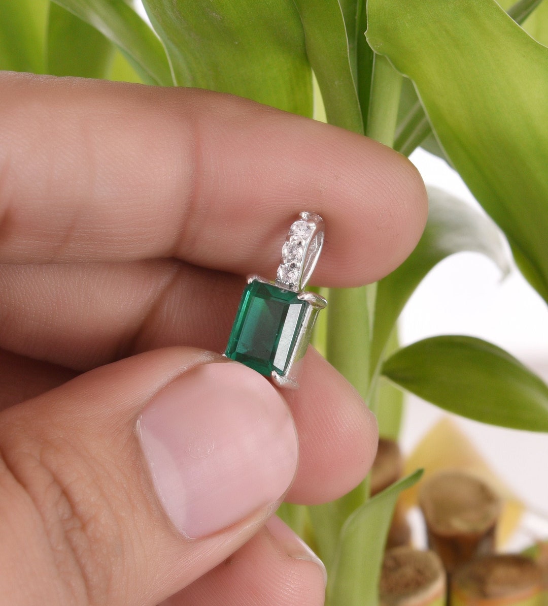2.10 Carats Natural Zambian Emerald Pendant / 14k Yellow Gold Material ...