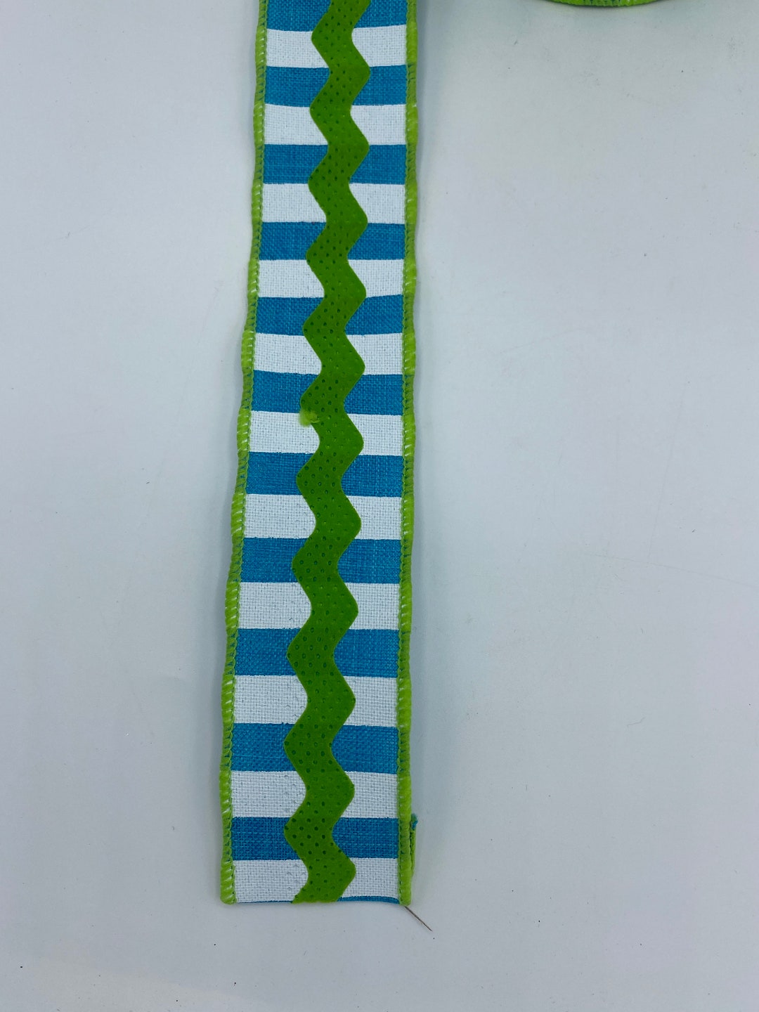 1.5"x10yd Stripped With Rik Rak Wired Ribbon RG2065WX - Etsy