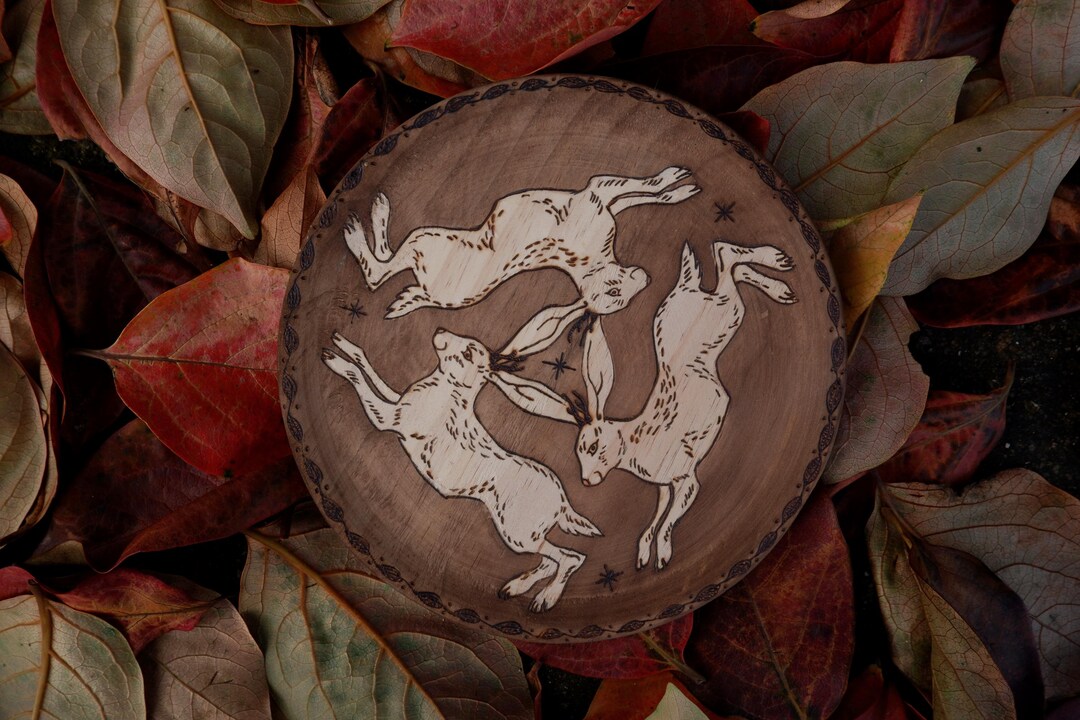 Jackalope Triskelion Wood Plate - Etsy