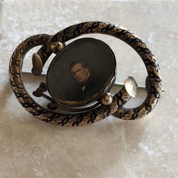 Vintage Pinchbeck Brooch with Portrait and Hairwork - Gem