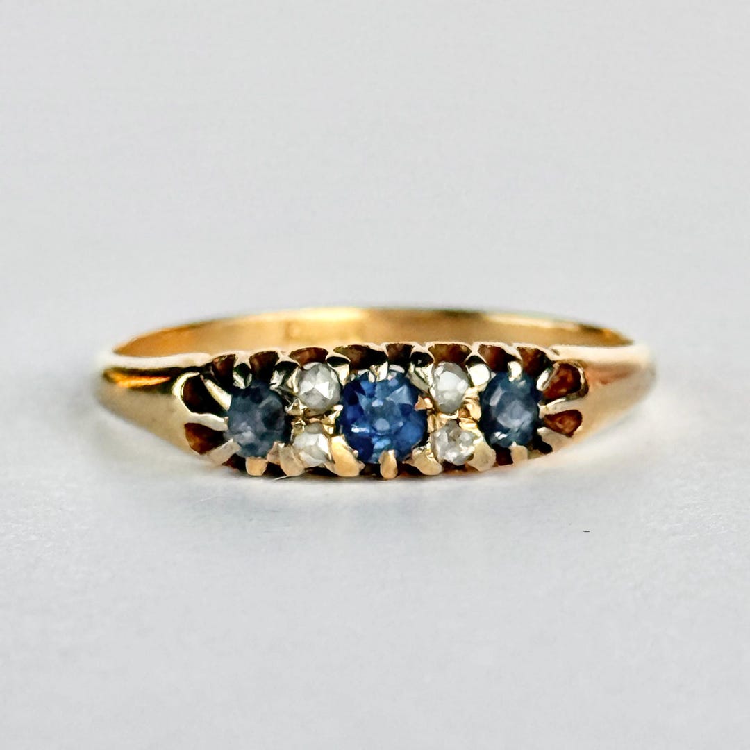 Antique 18 Carat Gold Sapphire and Diamond Ring - Etsy