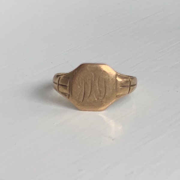 Antique Gold Signet Ring - Etsy