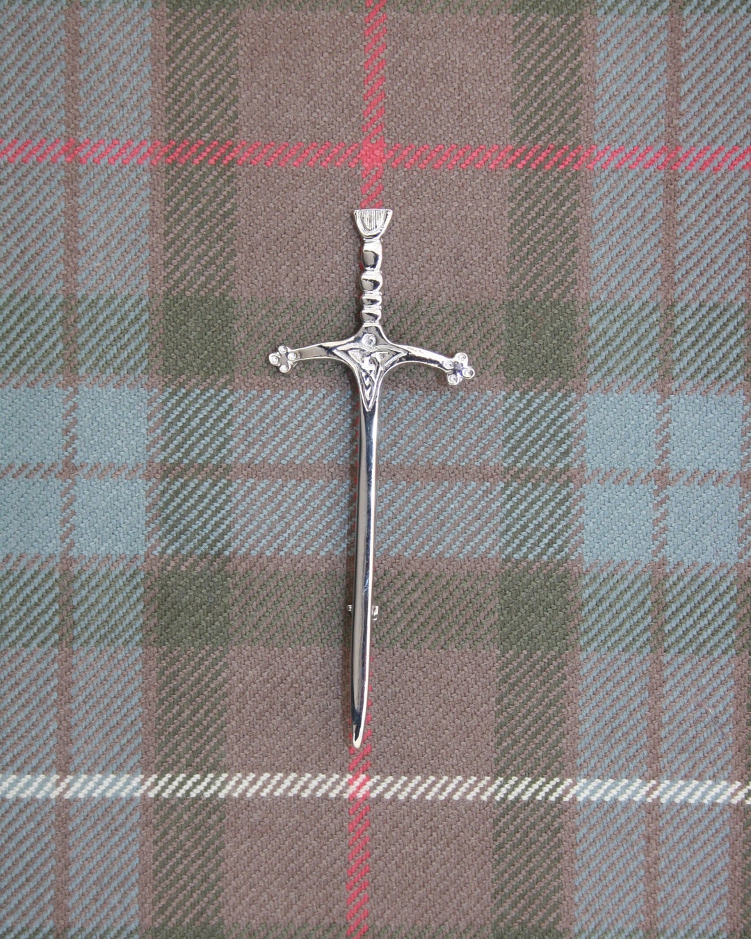 Claymore Sword Kilt Pin, Hand Cast Pewter Claymore, Scottish Gift for ...
