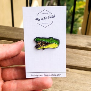 Alligator Enamel Pin - Gator Lapel Pin, Animal Jewelry, Florida Man - Etsy