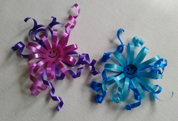 Smiley Face GIFT BOW in Your Choice of Two Colours - Etsy UK