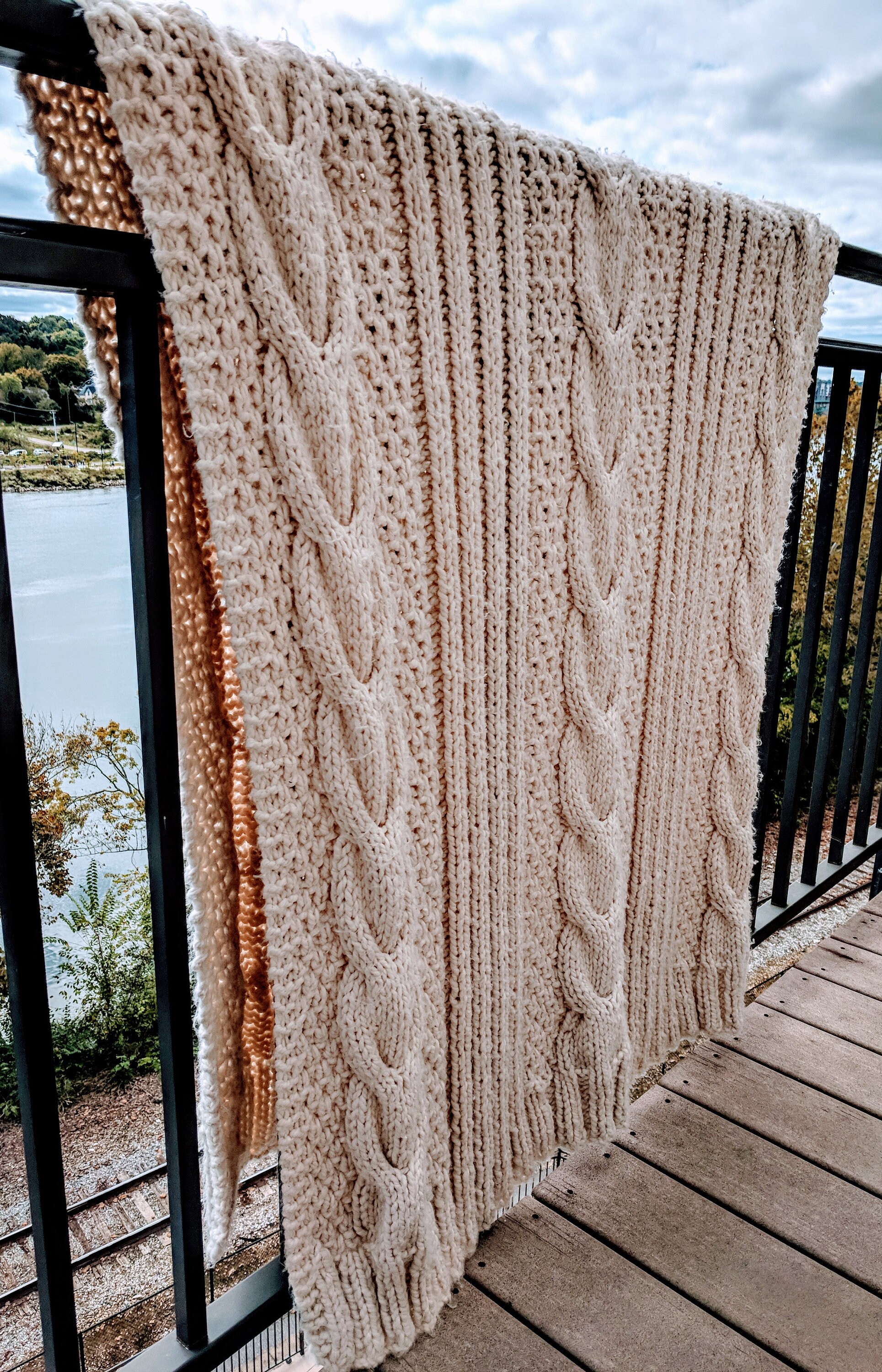 Custom Knit Cable Throw - Etsy