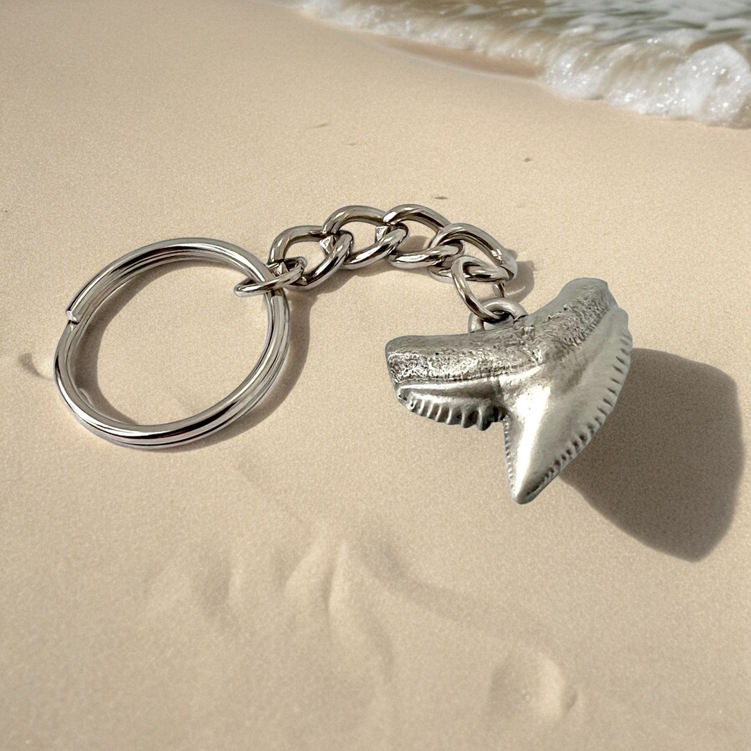 Shark Tooth Keychain, Shark Tooth Keyring, Tiger Shark Tooth Key Chain ...