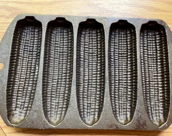 Vintage Cast Iron Corn Stick Pan, Cornbread 7 Cornsticks, BSR 7 S ...