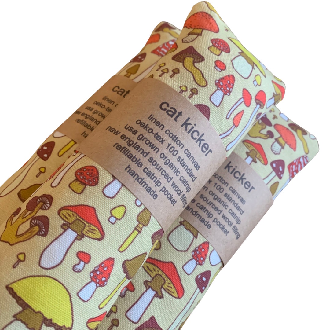 Fridas Fungus Fields Cat Kicker Cat Kick Stick Refillable Cat Kicker ...