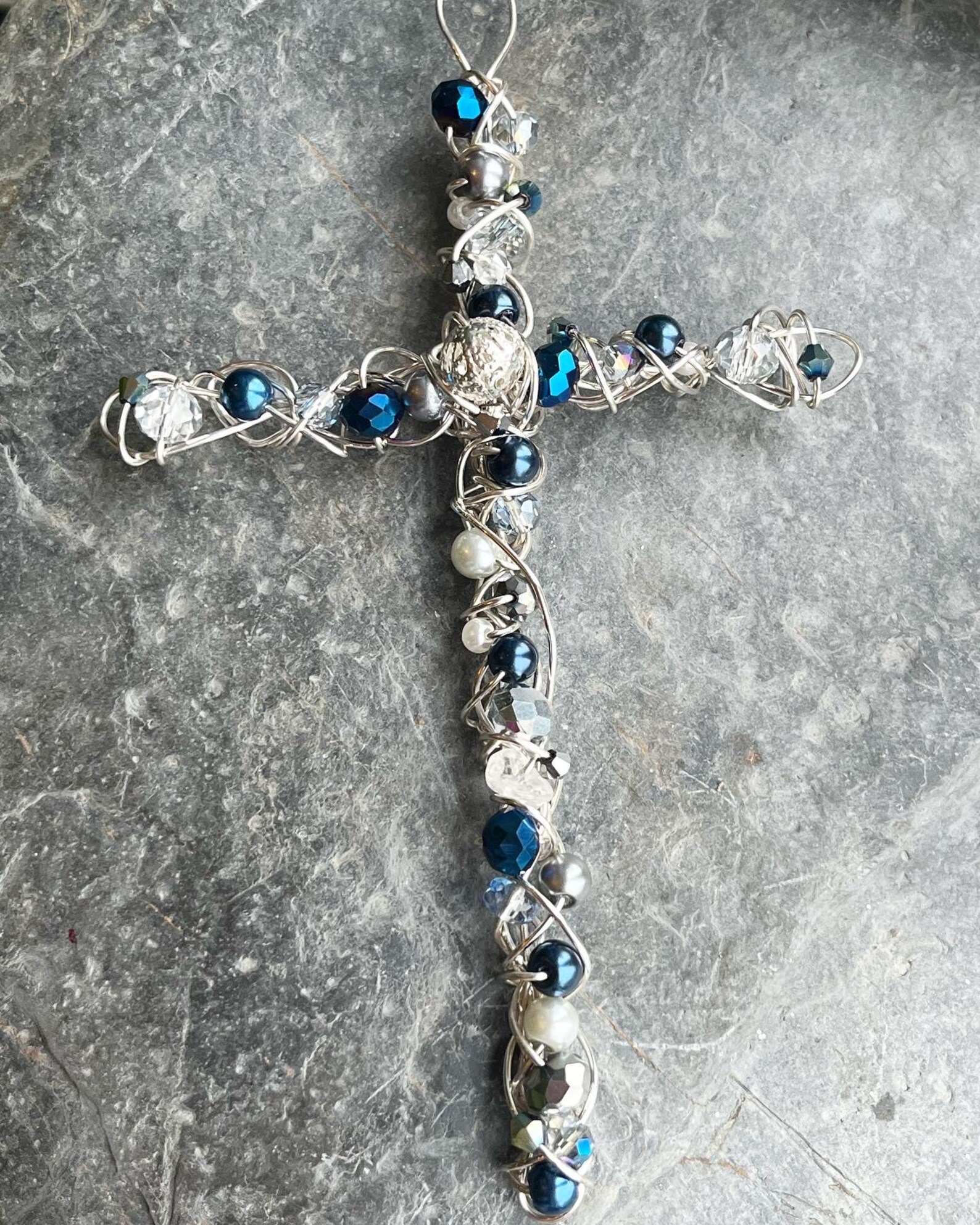 Christian Cross Wall Decoration Wire Beaded Crucifix Wall Hanging ...