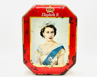 Queen Elizabeth II 1953 Coronation Candy Tin. Rare. Made in England ...