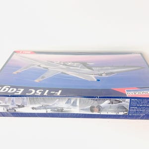 1995 F-15C Eagle Jet Fighter Kit MONOGRAM 5823 1/48 New Sealed Box ...