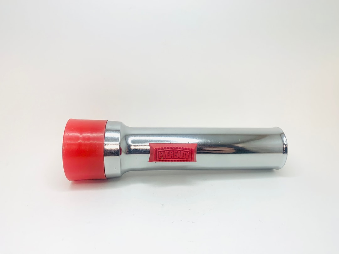 Vintage Eveready Commander Flashlight - Etsy