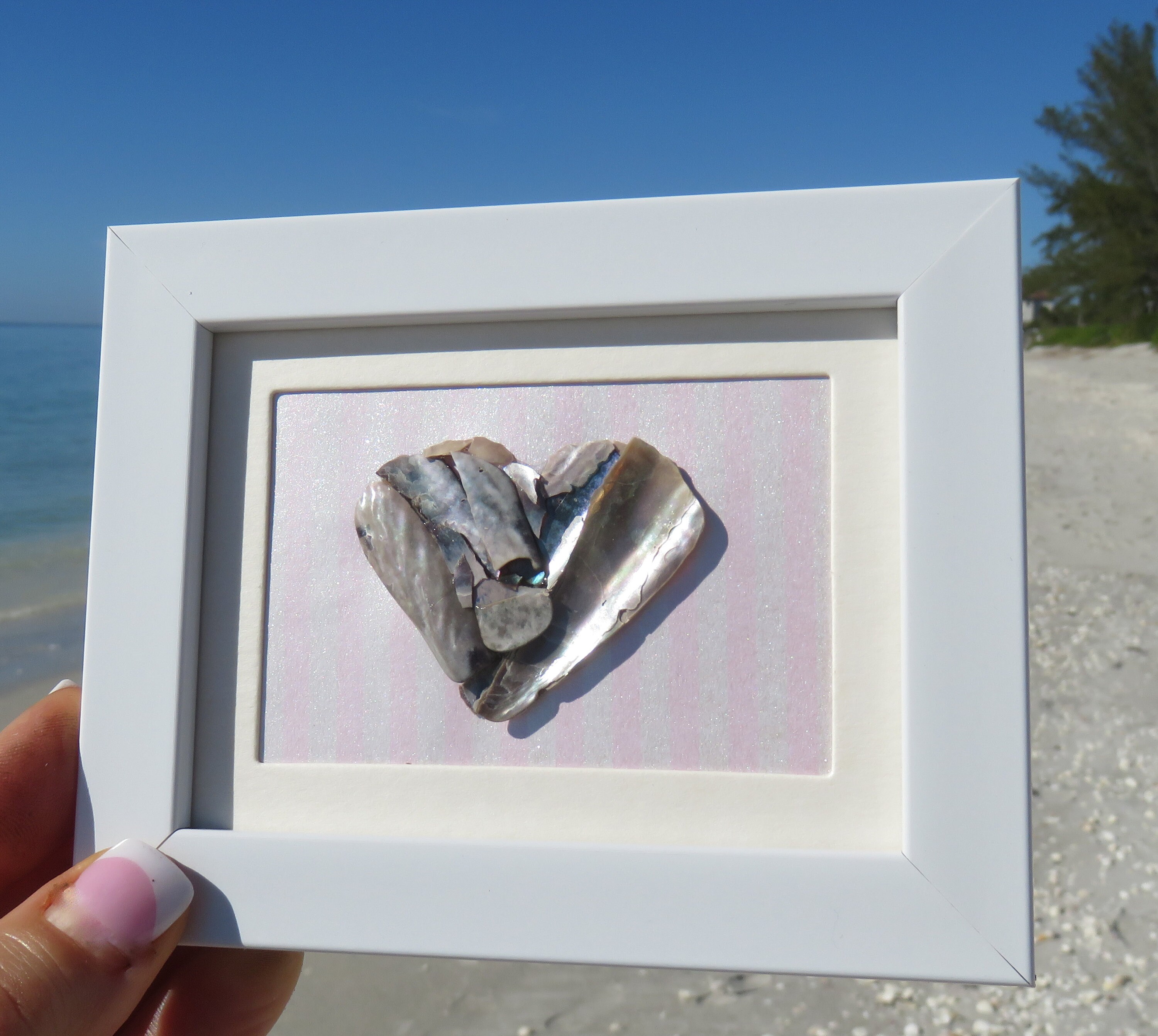 Tiny Frame Iridescent Pen Seashell Valentine Heart Pearly Pale Pink and ...