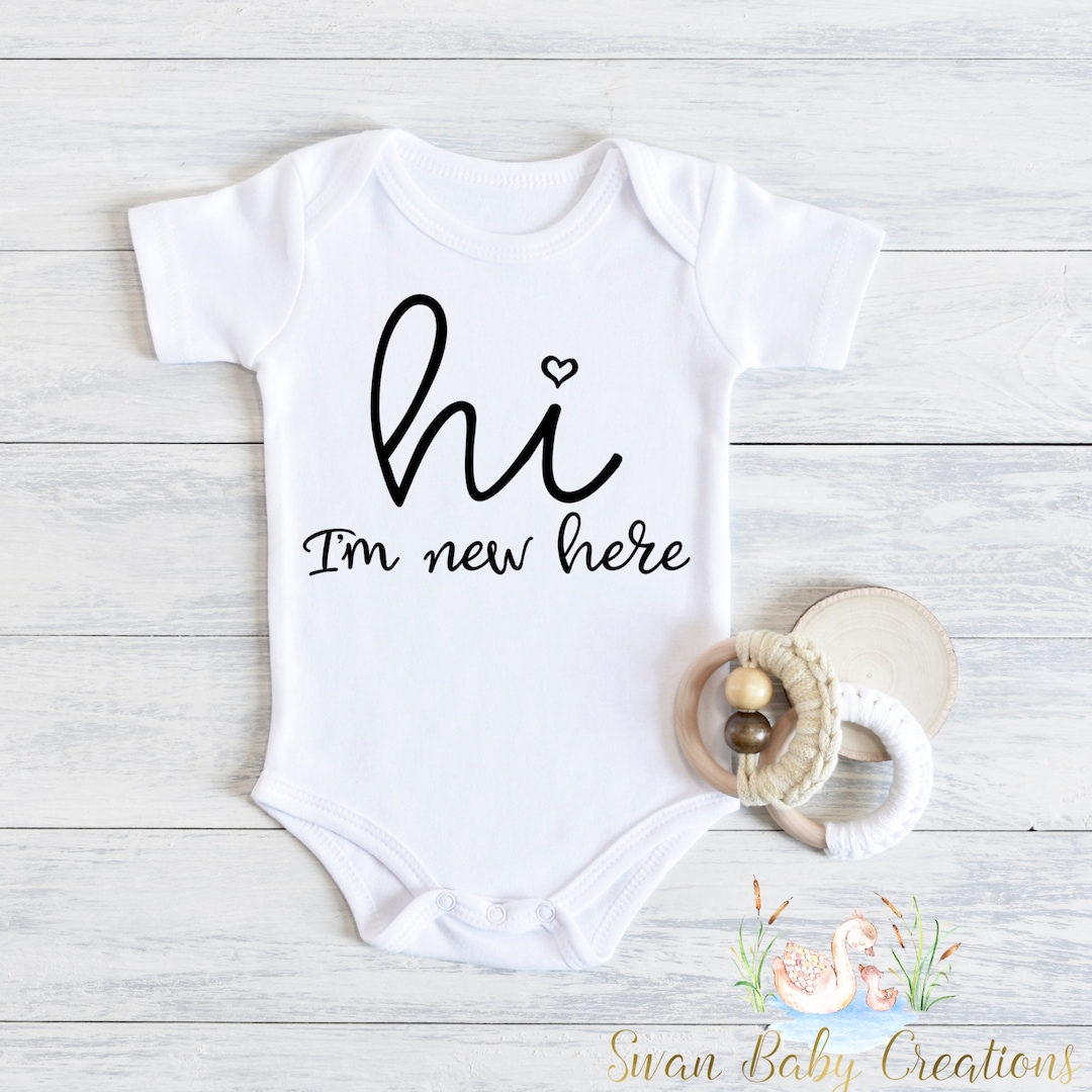 Hi I'm New Here Baby Bodysuit: Minimalist Newborn Outfit - Etsy