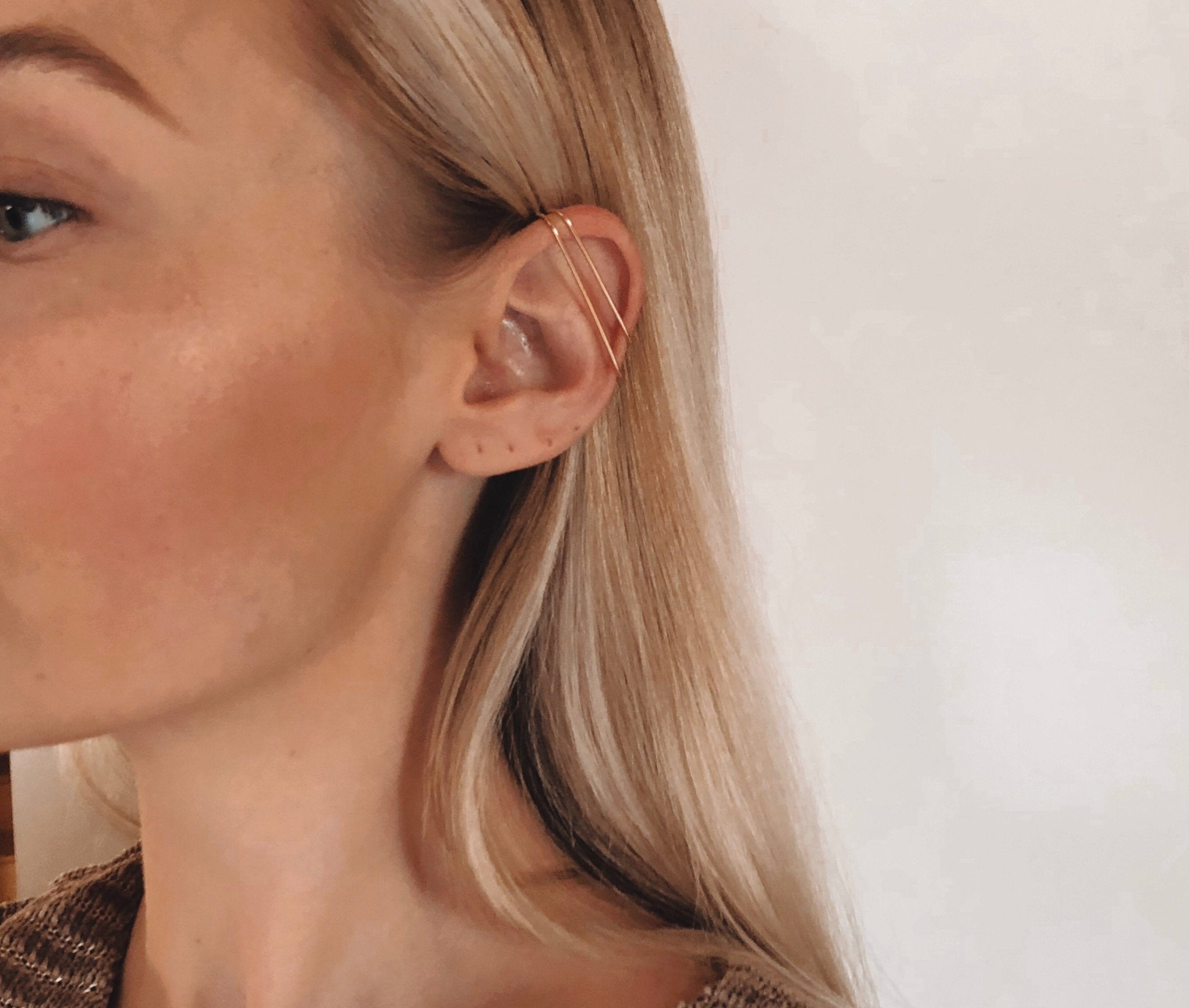 SHORT Industrial Ear Bar Cartilage Cuff No Piercing / 18 Gauge - Etsy