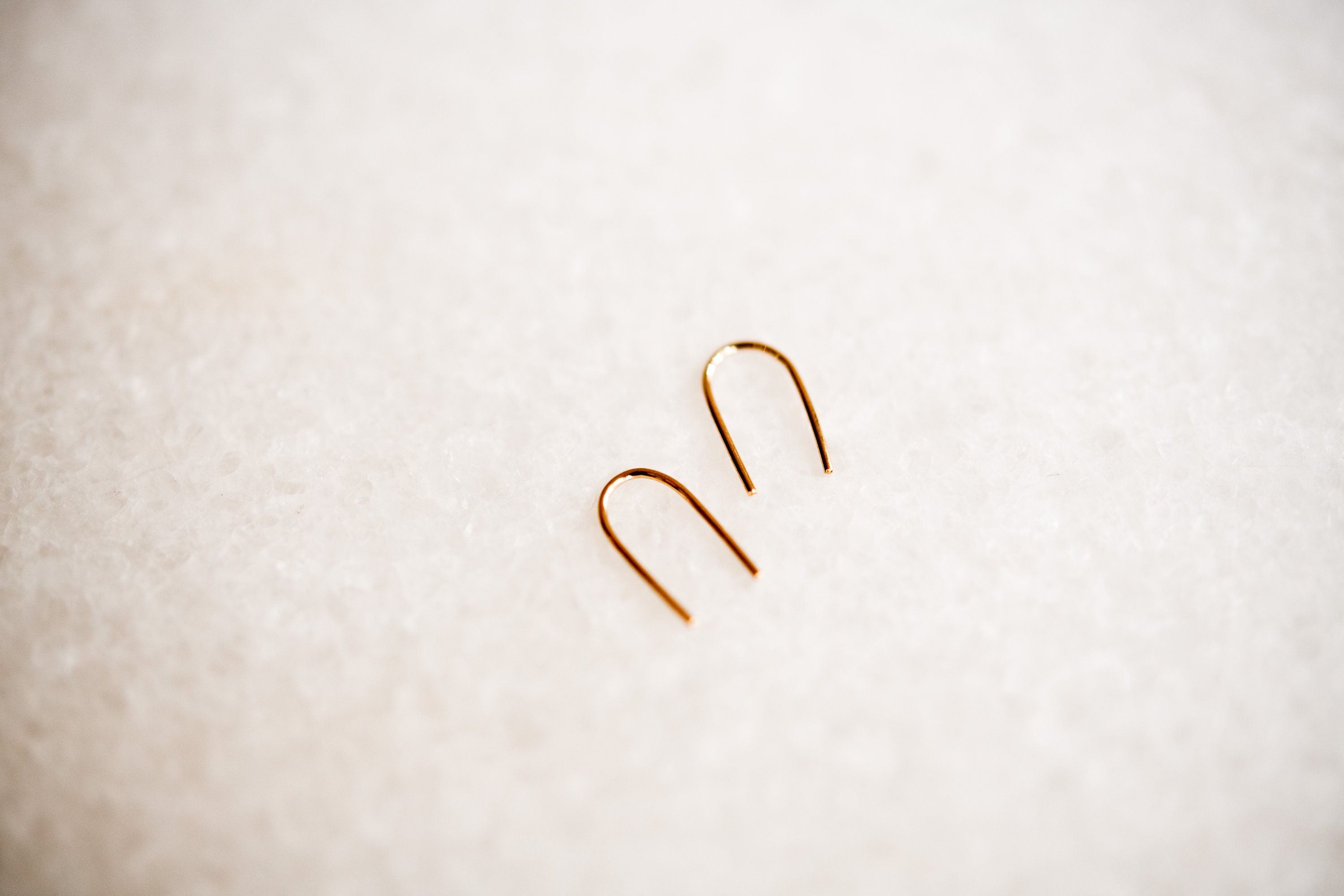 HARLEY Small Arc Threader Dainty Earrings / 18 or 22 Gauge / | Etsy