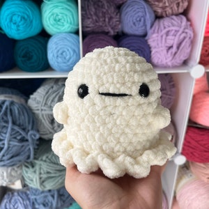 Crochet Halloween Ghost Plushie: Chubby Stuffed Ghost Decor (5") - Etsy