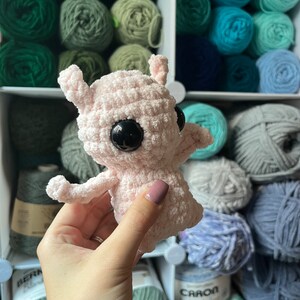 5.5” Baby Pink Alien Crochet Stuffed Animal, Cute Little Alien Plushie ...