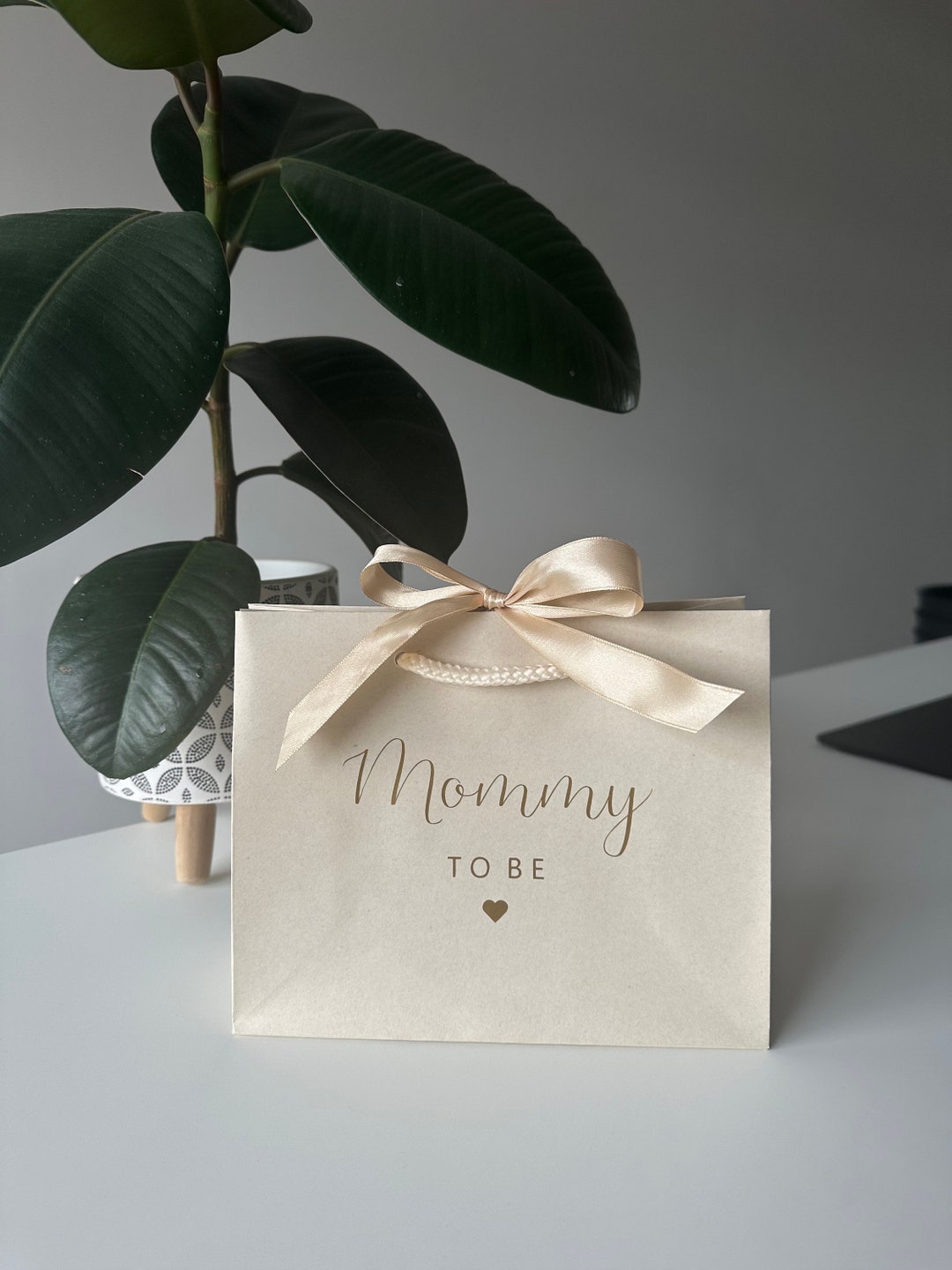 Personalised - Mummy, Mommy, Mammy, Mom, Mum, Mam TO BE - Ribbon Tie ...