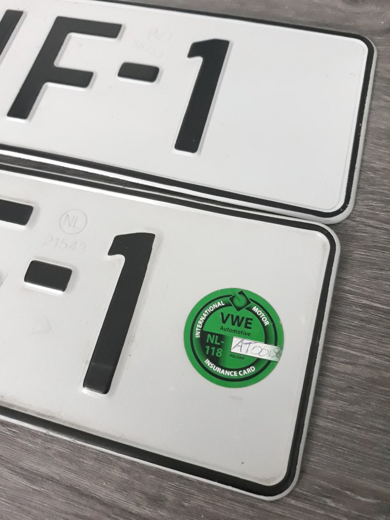 Formula 1 Collectors Original License Plates Set 2 Pcs of European ...