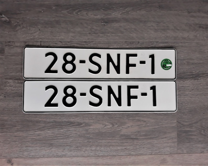 Formula 1 Collectors Original License Plates Set 2 Pcs of - Etsy