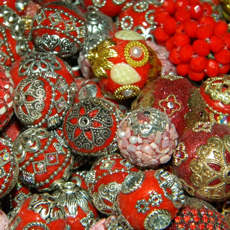 Red Focal Bead - Etsy
