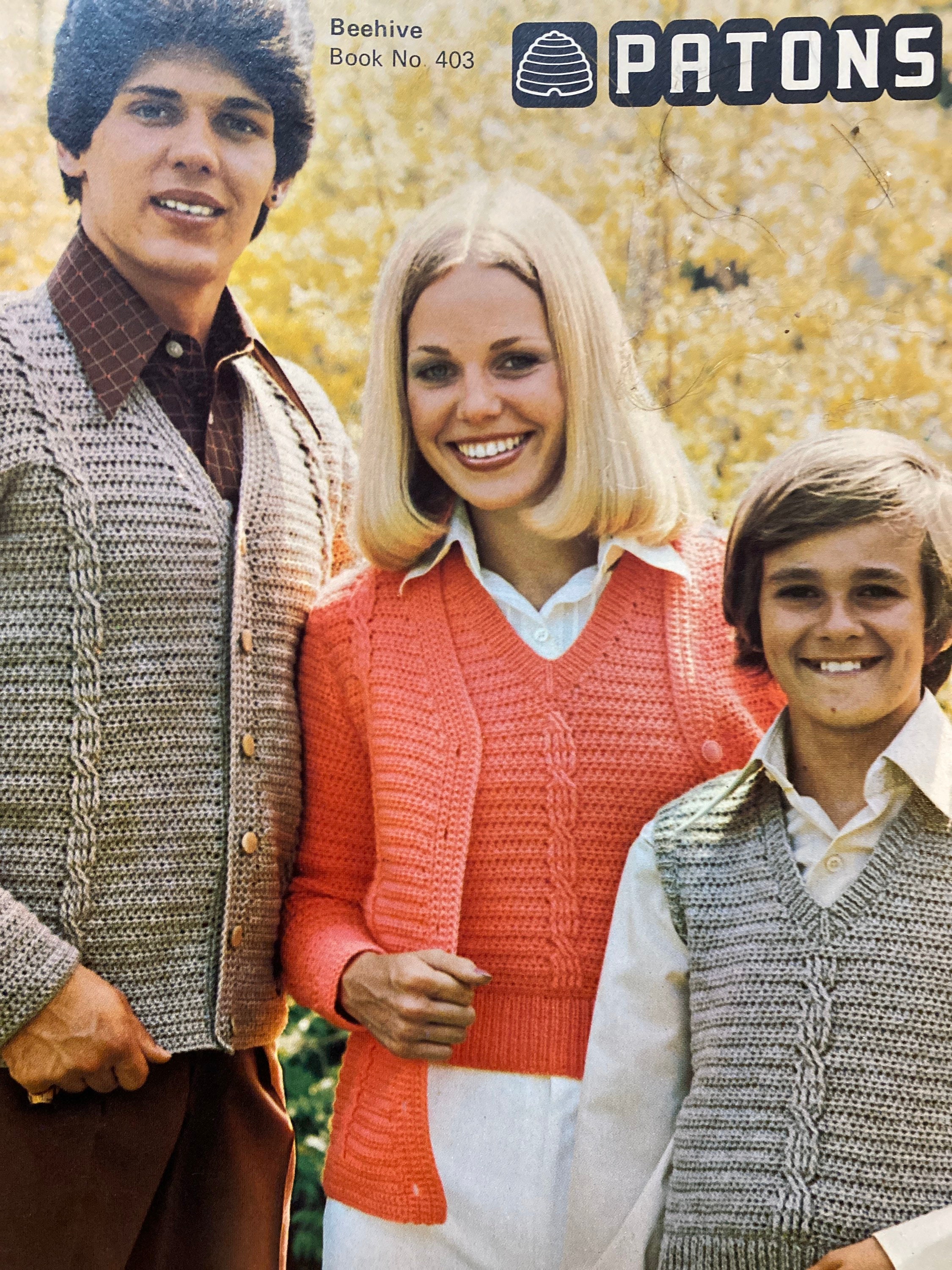 Knitting Sewing & Fiber Patons Knitting Pattern Book #403 Family ...