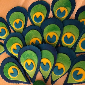 12 Fondant Peacock Feather Cupcake Toppers - Etsy