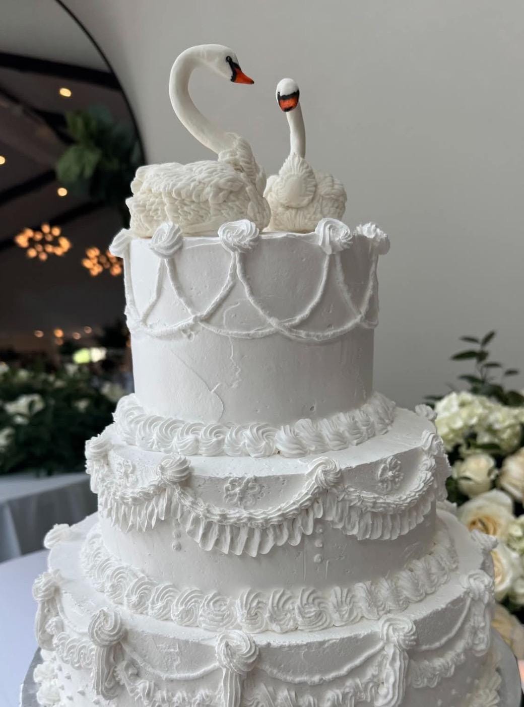 Handcrafted Fondant Swan Cake Topper: Elegant Wedding Decor - Etsy