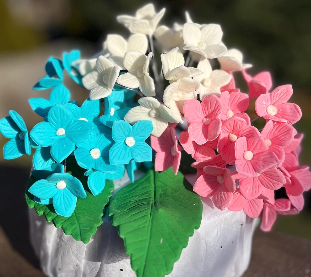 Handmade Fondant Hydrangea Bunch /incredibly Real-looking Hydrangea ...
