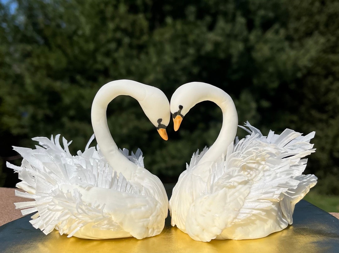 Handmade Bride and Groom / Wedding Cake Topper / Pair of Swans Wedding ...