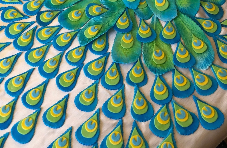 12 Fondant Peacock Feather Cupcake Toppers - Etsy
