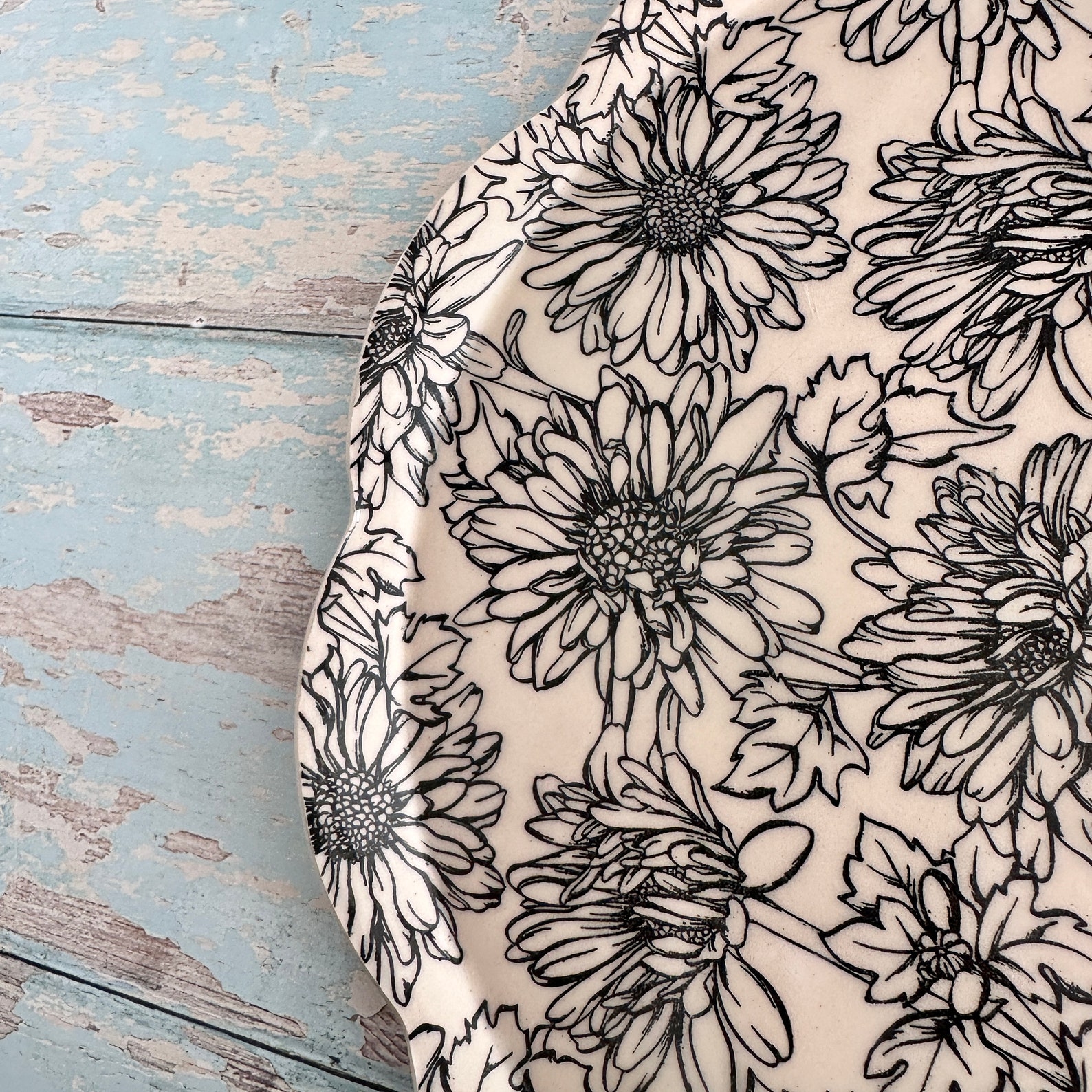 Large Daisy Plate, Floral Ceramic Platter - Etsy