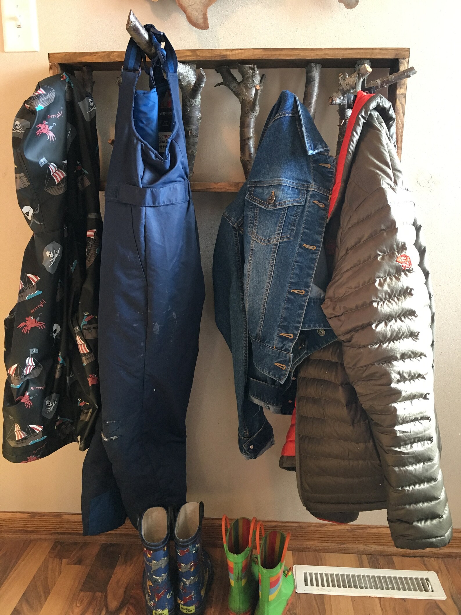 Wood Branch Floating Coat Rack - Etsy