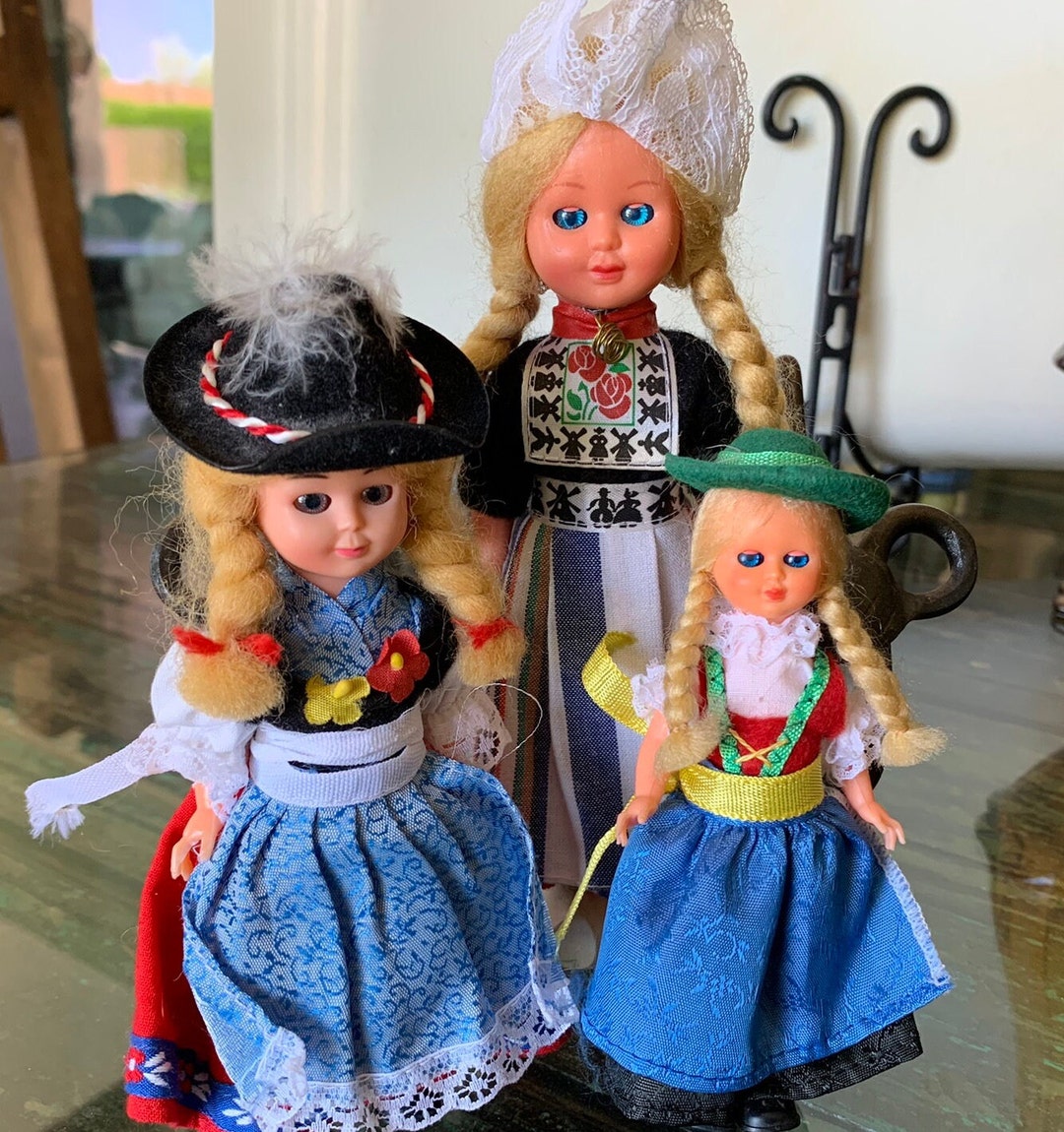Dutch Dolls Vintage Sleepy Eyes/souvenir European Dolls/blonde Braids ...
