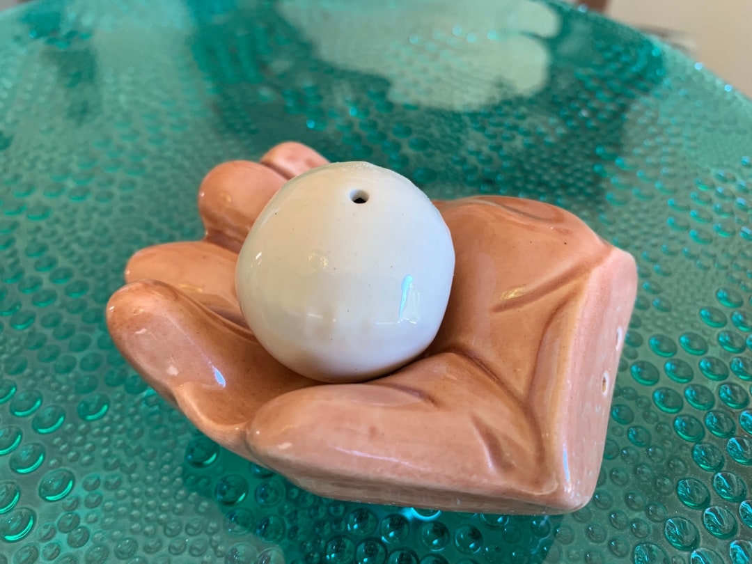 Vintage Baseball Mitt and Ball Salt and Pepper Shaker - Etsy