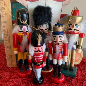 Joseph Schmidt Toy Soldier Box With Five Miniature Nutcrackers - Etsy
