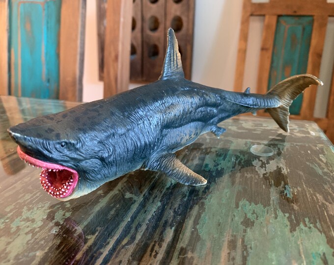 Mofun 2018 Megalodon Jaws Shark Figure – Hard Plastic Prehistoric Sea ...