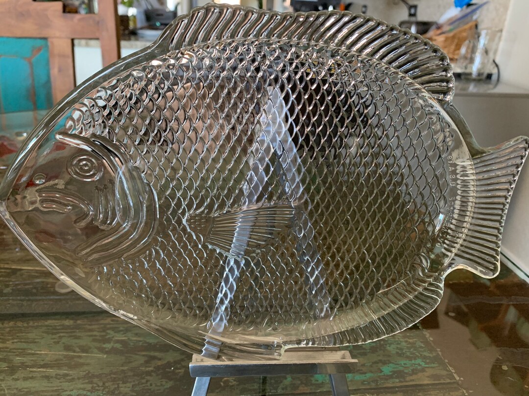 Glass Fish Plates/ Set of Three Ovenproof/usa Clear Fish Plates - Etsy