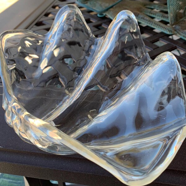 Clam Shell Bowl - Etsy