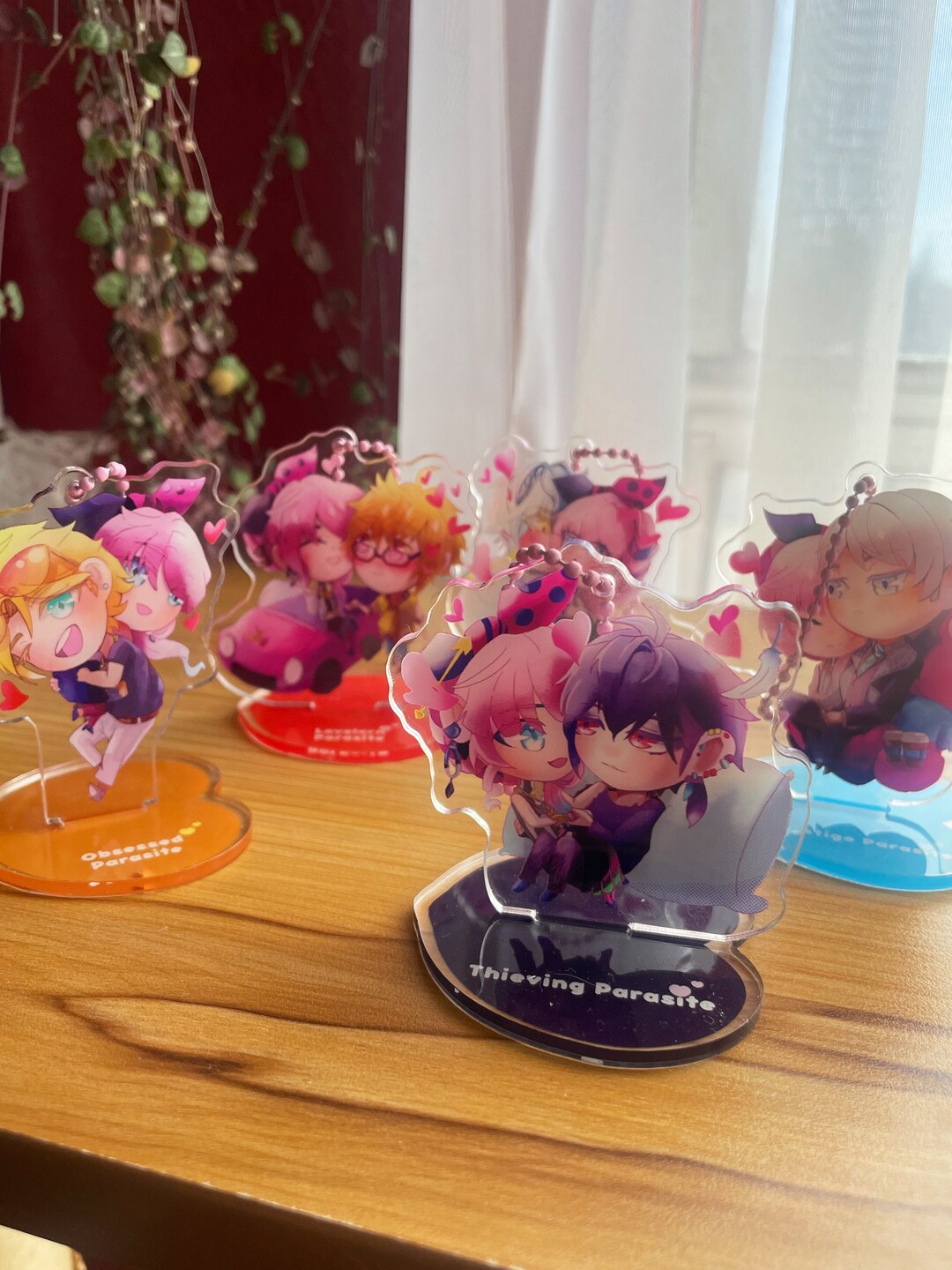 Parasite Sweetheart Acrylic Keychain and Stand - Etsy