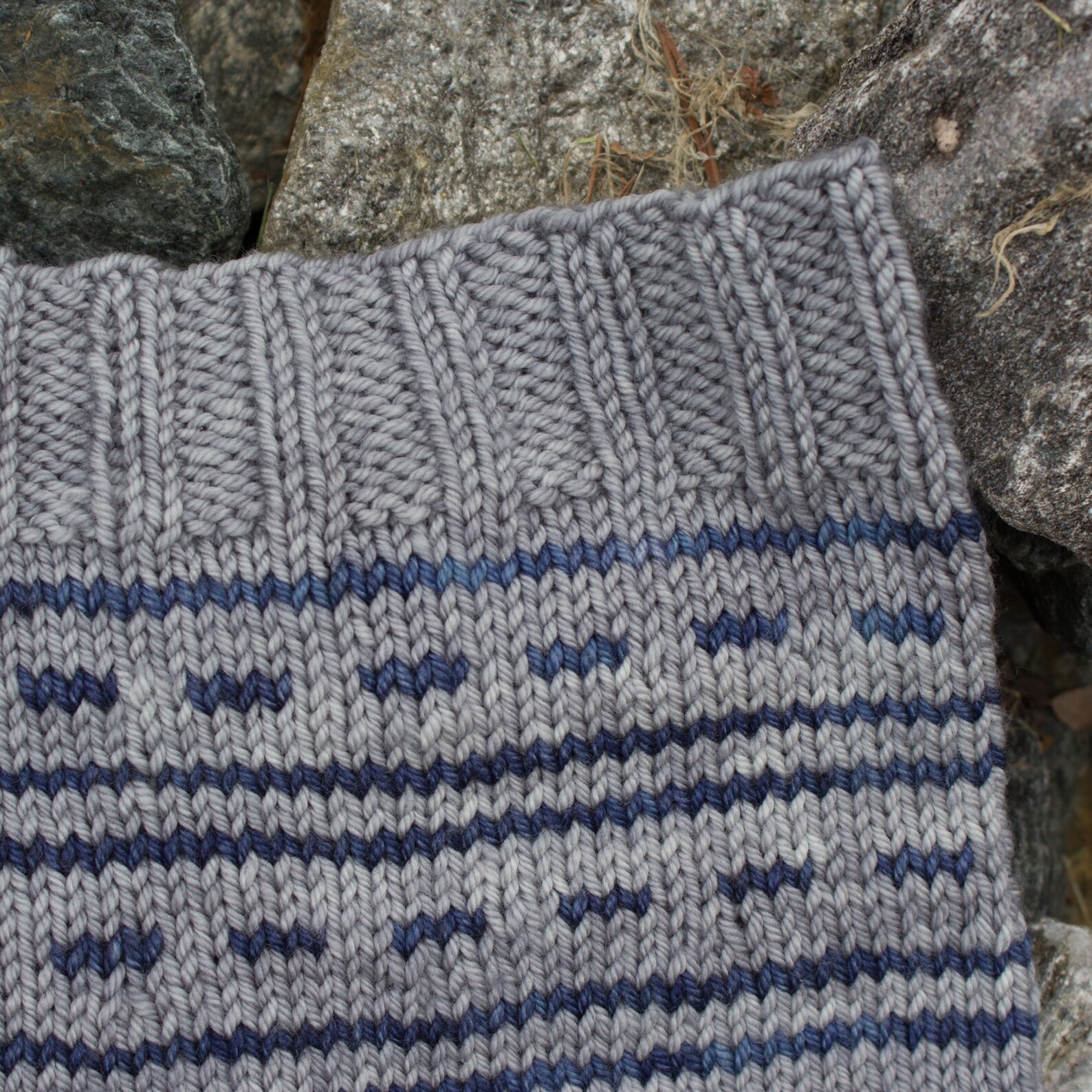 Simple Cowl Knitting Pattern // DK Weight Cowl // Easy to Knit Cowl ...