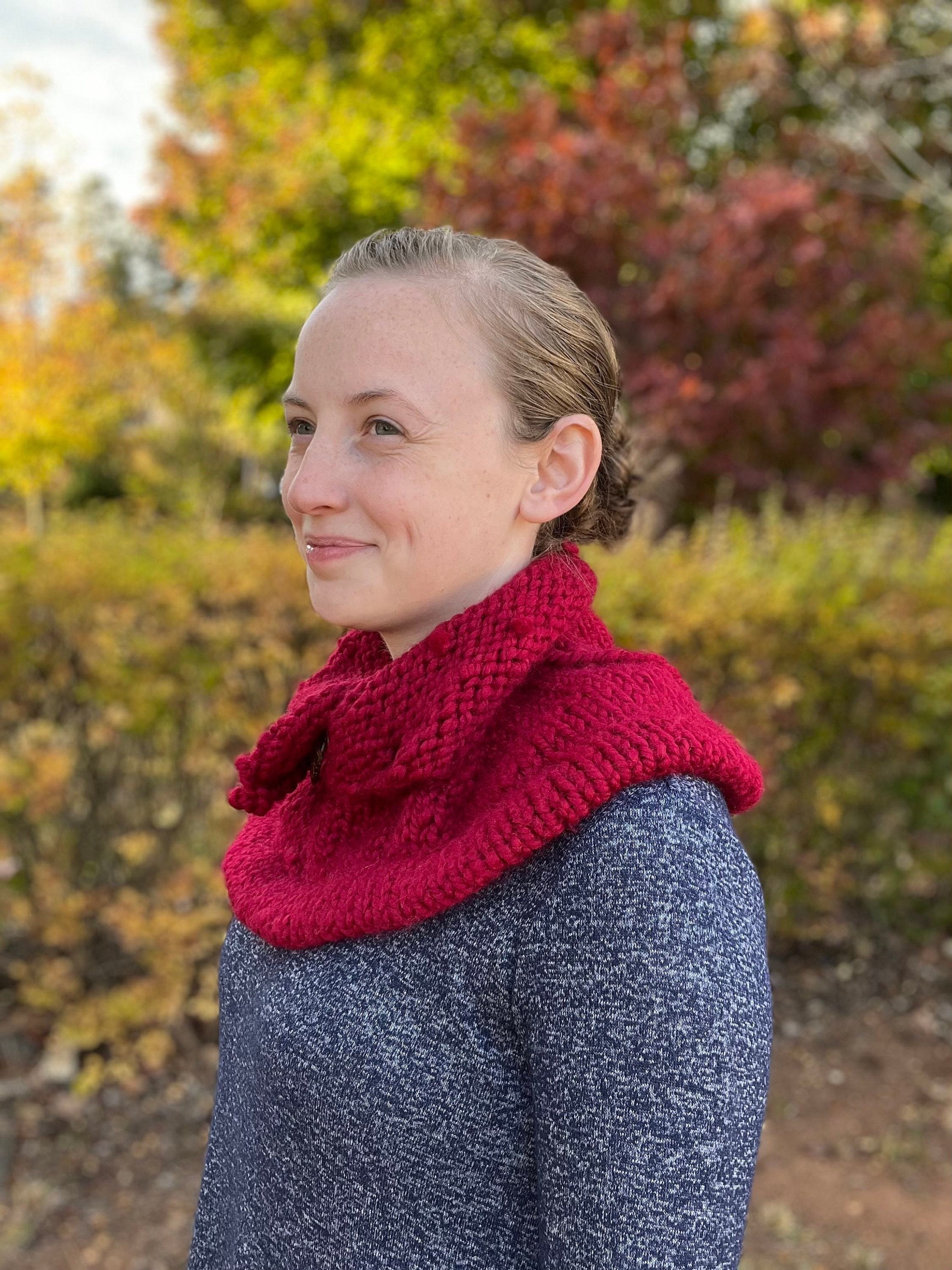 Chunky Cowl Knitting Pattern for the Holidays, Super Bulky Cowl ...