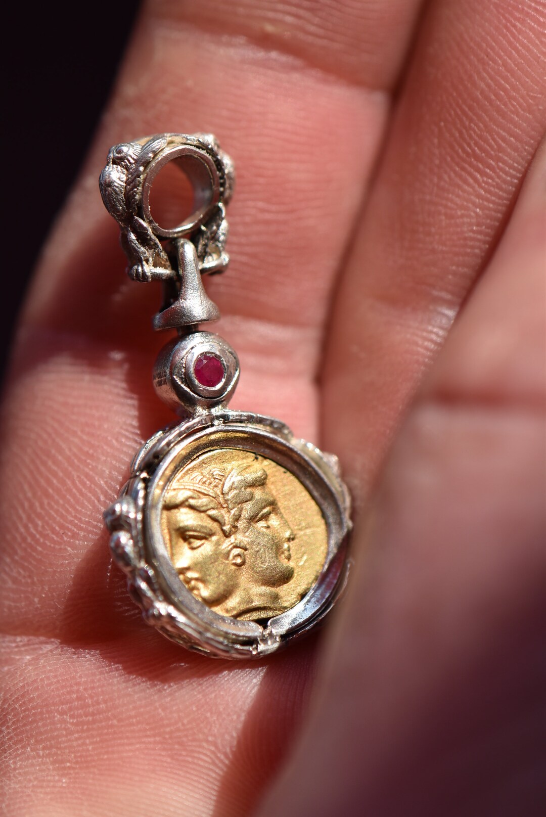 Athena and Zeus-hera Medallion, Gold 21k, Diamond 0.14ct, Ruby 0.16ct ...